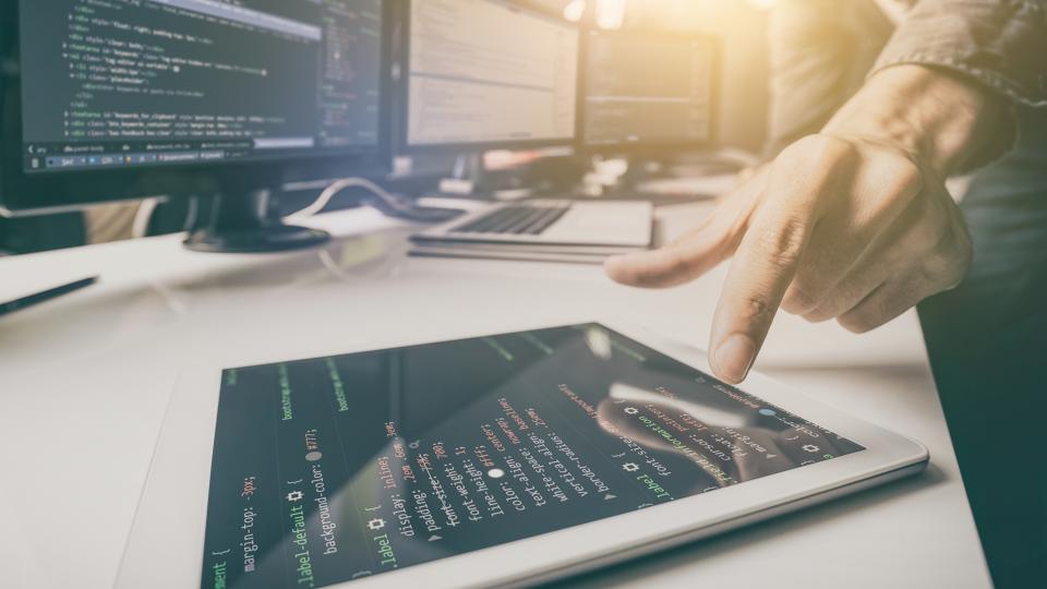 Quer ser um Desenvolvedor web? Veja como começar sua jornada Quer ser um Desenvolvedor web? Veja como começar sua jornada