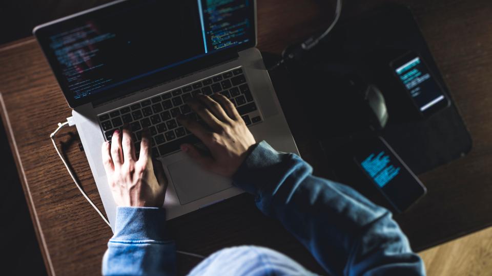 Linha de comando: O poder do Linux na ponta dos seus dedos!